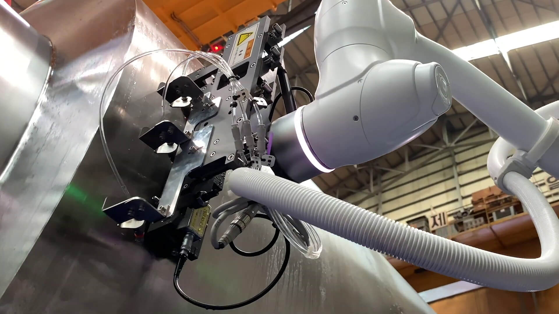 Guide complet pour choisir votre robot collaboratif - Humarobotics